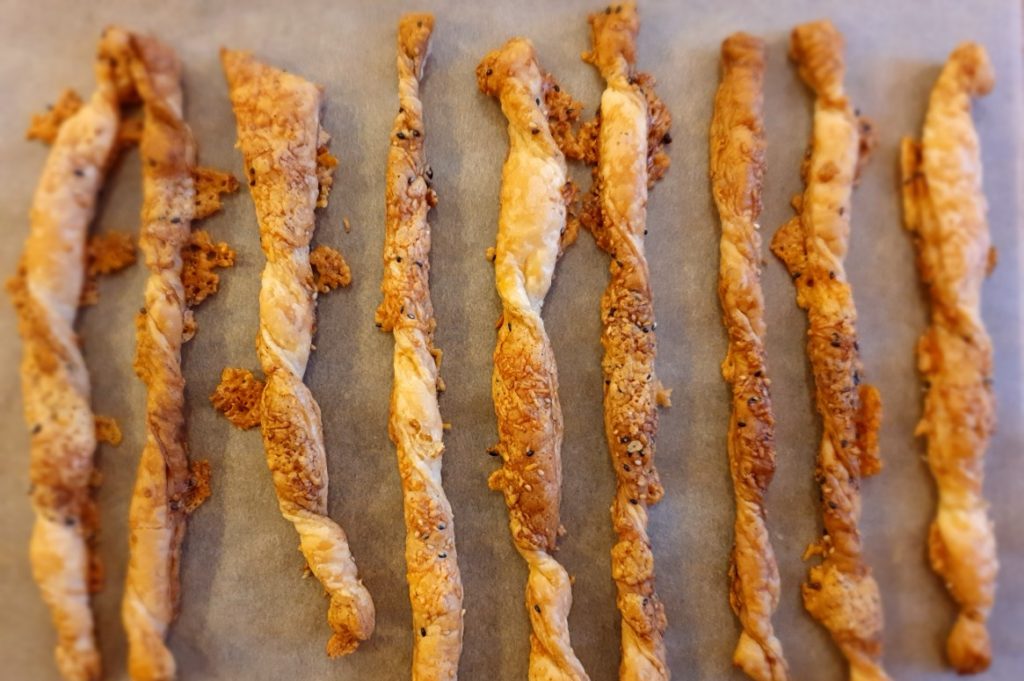 Puff pastry masala sticks – Toidublogi